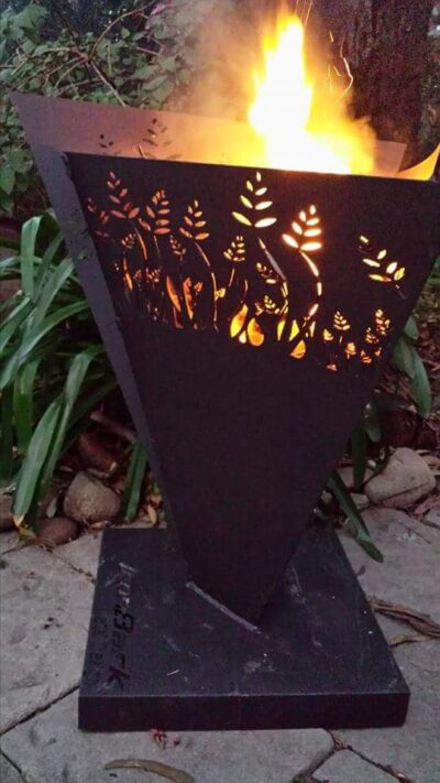 wild-hunt-triangle-fire-pit - Iron Bark Metal Design