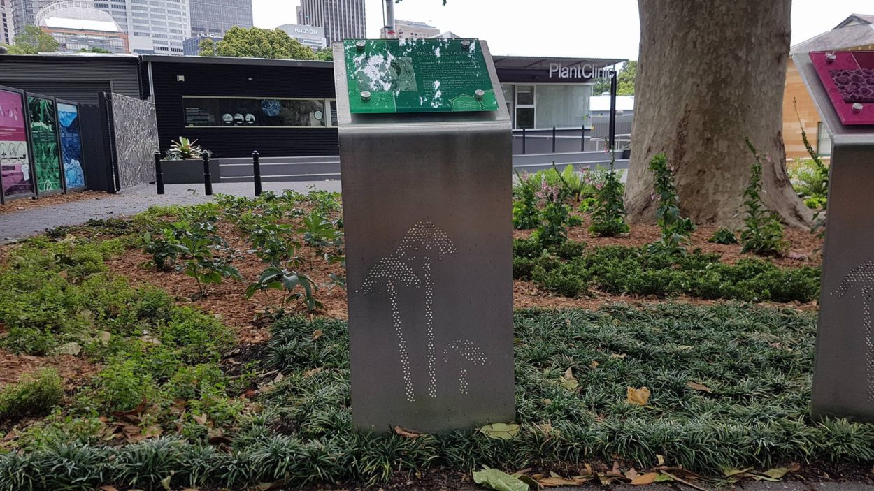 Stainless Steel Signage - Sydney Royal Botanic Gardens - Iron Bark ...