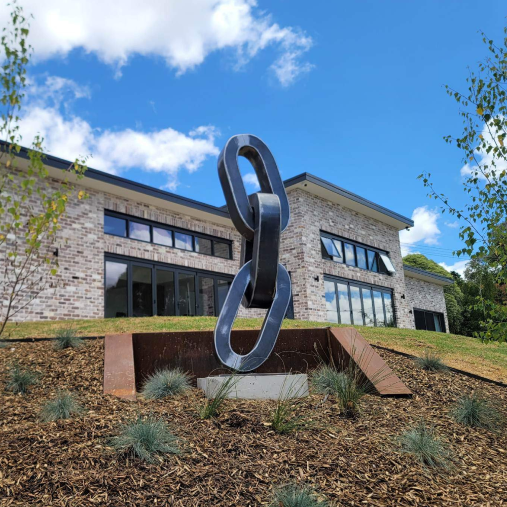 Chain Sculpture - Iron Bark Metal Design